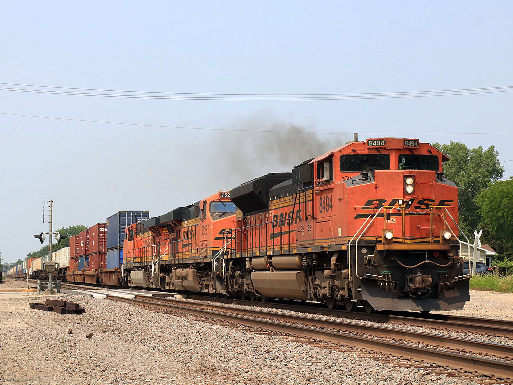 BNSF 8494